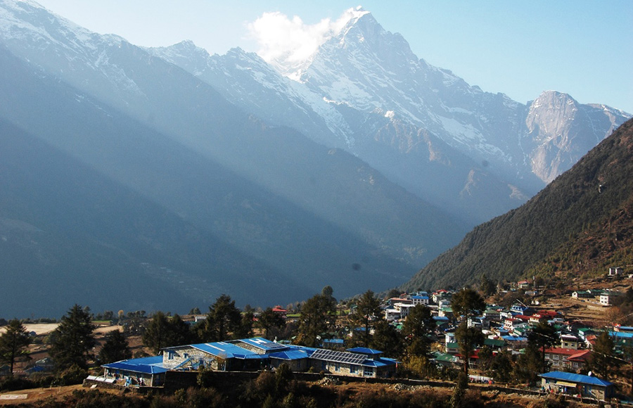 A brief history of medical care in everest – Everest Summit Lodges